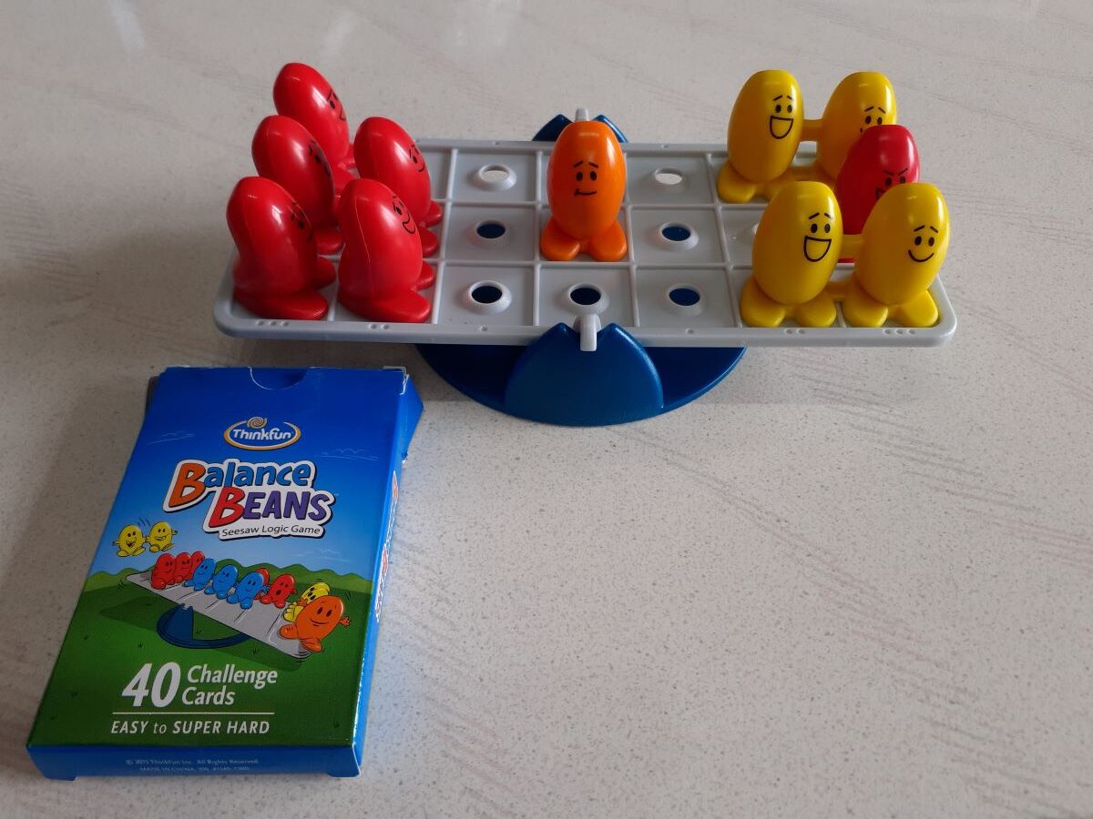 算数と理科が同時に学べる最強知育玩具【Balance Beans】 | 転勤族でも英才教育