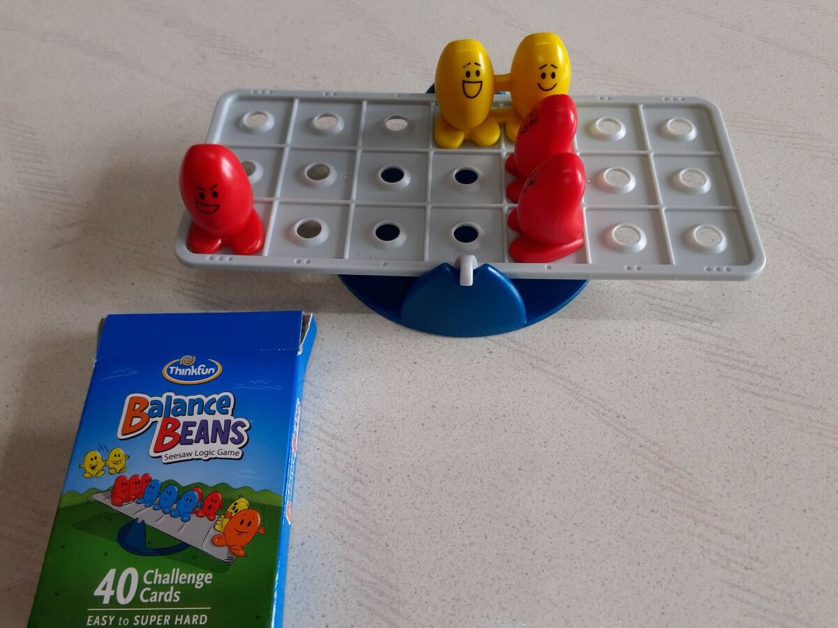 算数と理科が同時に学べる最強知育玩具【Balance Beans】 | 転勤族でも英才教育