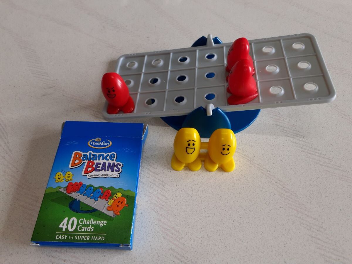 算数と理科が同時に学べる最強知育玩具【Balance Beans】 | 転勤族でも英才教育